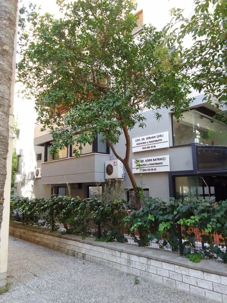 Özel muayenehaneler Uzm. Dr. Serhan Işıklı Psikiyatrist, İzmir, foto