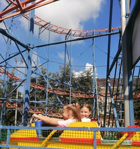 Парк аттракционов (Michurina Street No:8), lunapark  Novosibirsk'ten