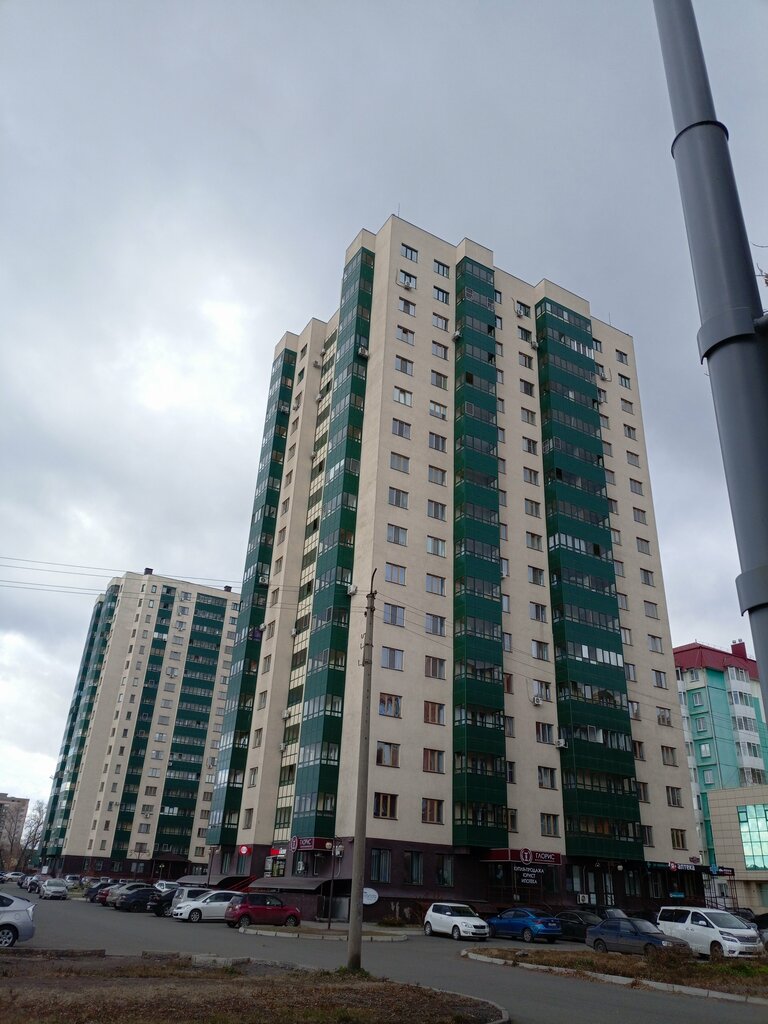 Konut blokları Парковый, Abakan, foto