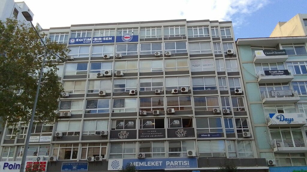 Sigorta şirketleri Allianz Sigorta, İzmir, foto