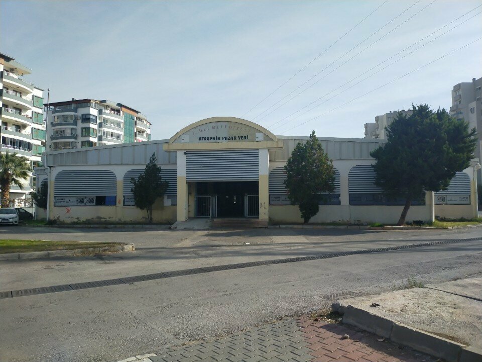 Gıda pazarı Ataşehir Pazar Yeri, İzmir, foto