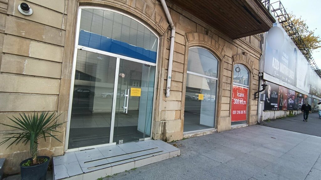 ATM'ler Yelo Bank, Bakü, foto