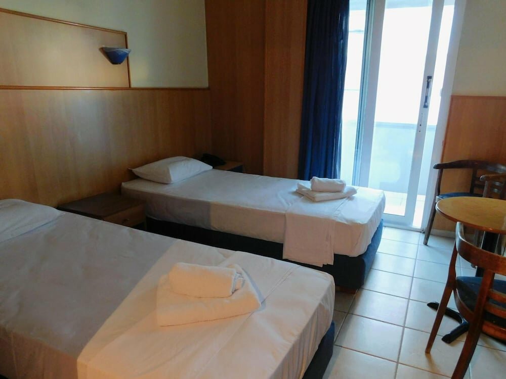 Otel Apollon filoxenia, Korint, foto