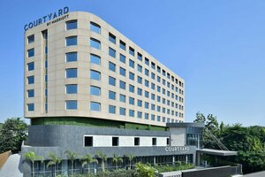 Courtyard by Marriott Nashik (State of Maharashtra, Nashik, ulitsa Bkhabkha-Nagar Roud), otel  Nashik'ten