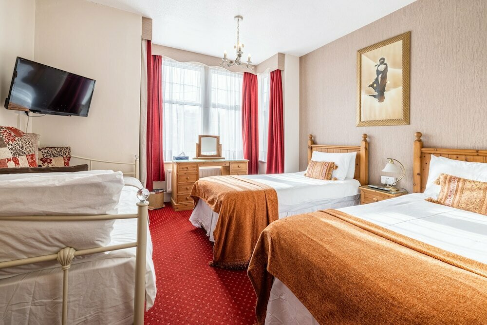 Otel The Fox & Hounds, İngiltere, foto