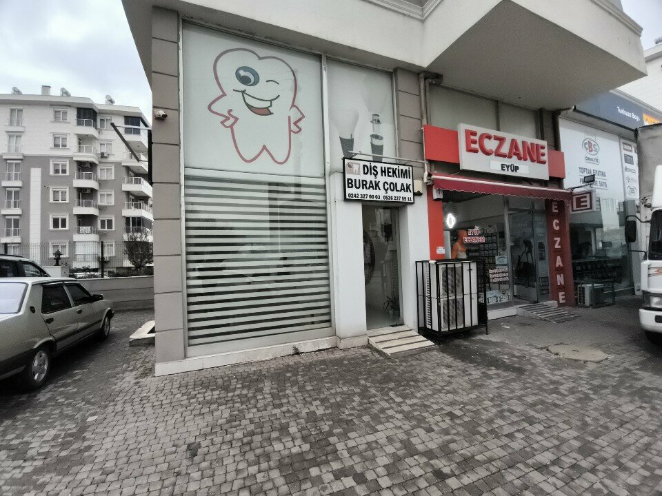 Eczaneler Eyüp Eczanesi, Antalya, foto