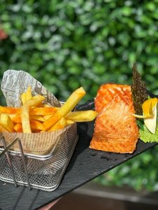 Piknichok (Kurortnaya ulitsa No:197), kafe  Ust‑Dgeguta'dan