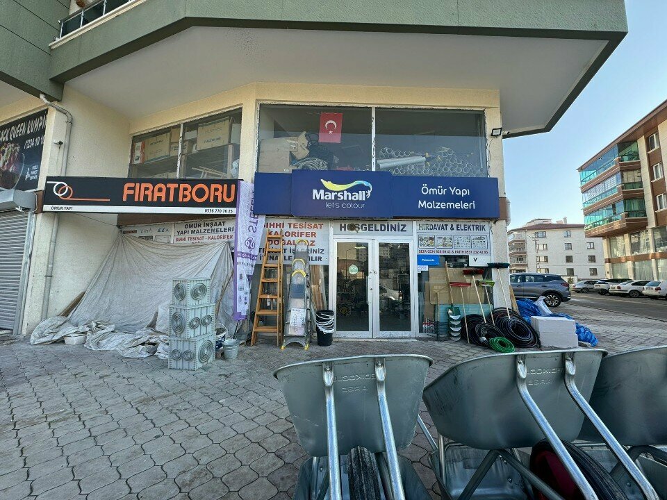 Boya ve cila malzemeleri üretim ve satış yerleri Marshall, Ankara, foto