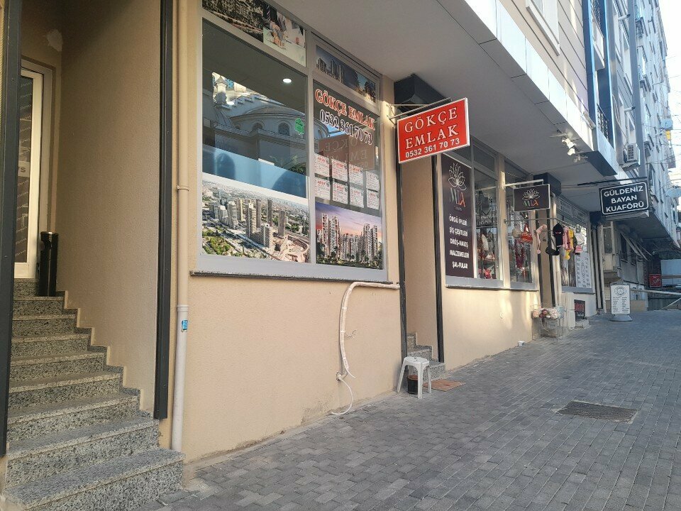 Emlak ofisi Gökçe Emlak, İstanbul, foto