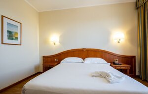 Hotel President (Via Nino Bixio No:1, Marsala), otel  Marsala'dan