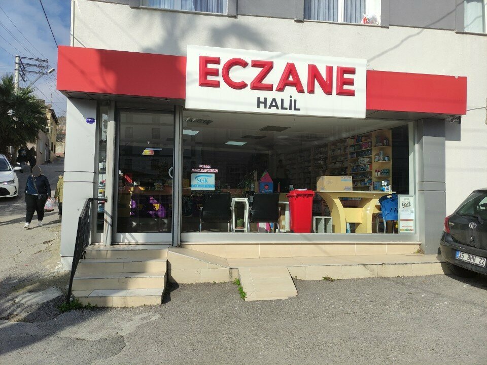 Eczaneler Halil eczanesi, İzmir, foto