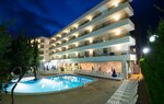 Medplaya Aparthotel Esmeraldas (Calle Vilafranca del Penedés No:3, Tossa de Mar), otel  Tossa de Mar'dan