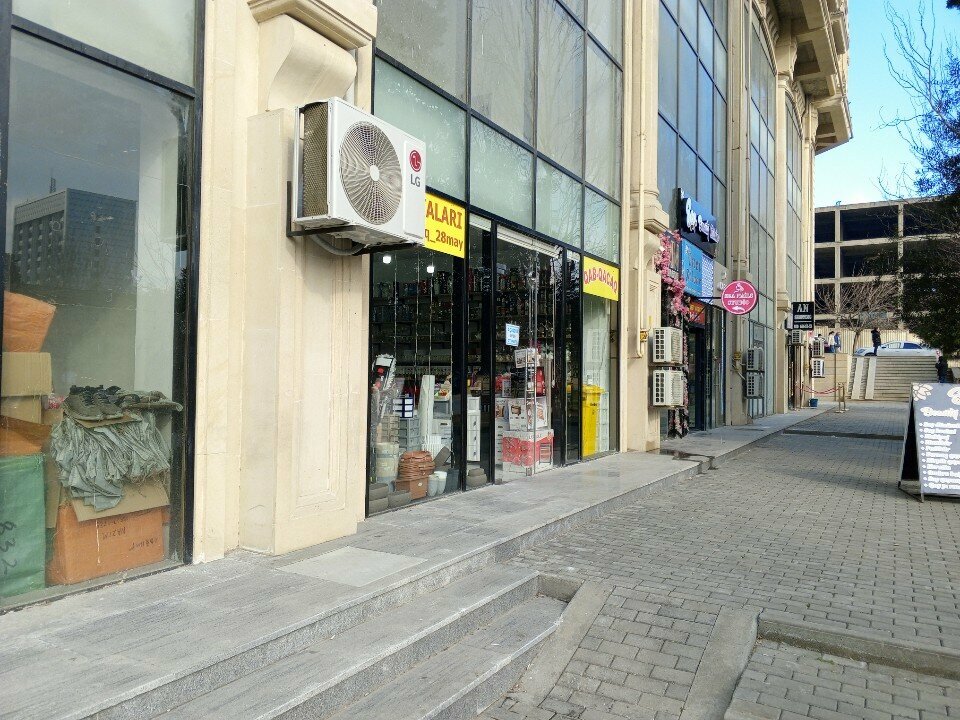 Ev eşyası mağazaları Qab Qacaq 28 May, Bakü, foto