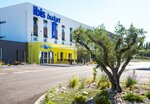 Ibis budget Saint Martin de Crau Porte de Camargue (Provence-Alpes-Côte d'Azur, Bouches-du-Rhône, Arrondissement d'Arles, Saint-Martin-de-Crau, Avenue Marcellin Berthelot), otel