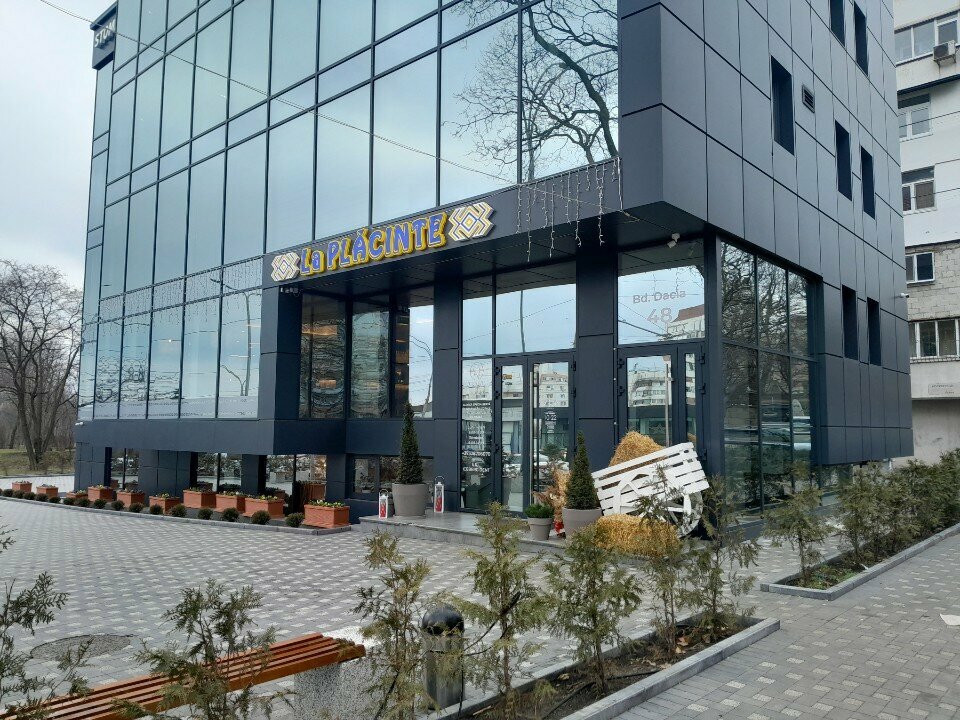 Kafe La Plăcinte, Kişinev, foto