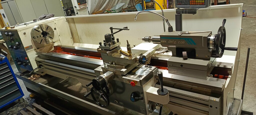 Torna işleri Токарный цех, Surgut, foto