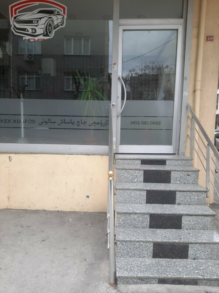 Berberler Urumçi Erkek Kuaförü, İstanbul, foto