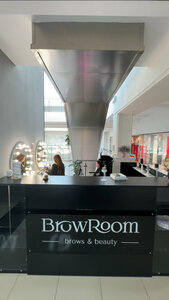 Brow Room (Kuybysheva Street No:170), kaş ve kirpik salonu  Dmitrovgrad'dan
