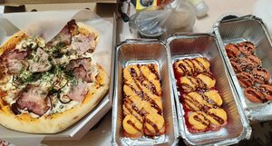 Mamasushipizza (Lomonosova Street No:43, Velikiy Novgorod), kafe  Velikiy Novgorod'dan