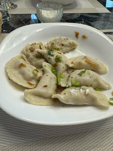 Dumpling house (vulica Dniaprowskaj Flatylii No:35, Pinsk), kafe  Pinsk'ten