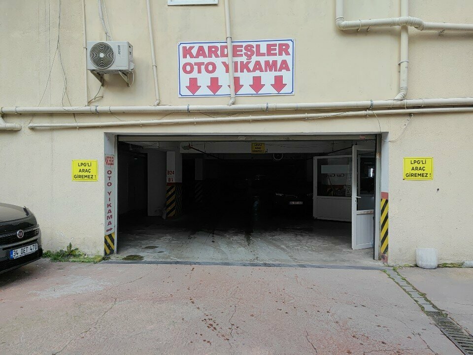 Detaylı oto bakımı Kardeşler Oto Yıkama, İstanbul, foto