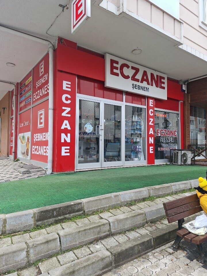 Eczaneler Şebnem Eczanesi, İstanbul, foto