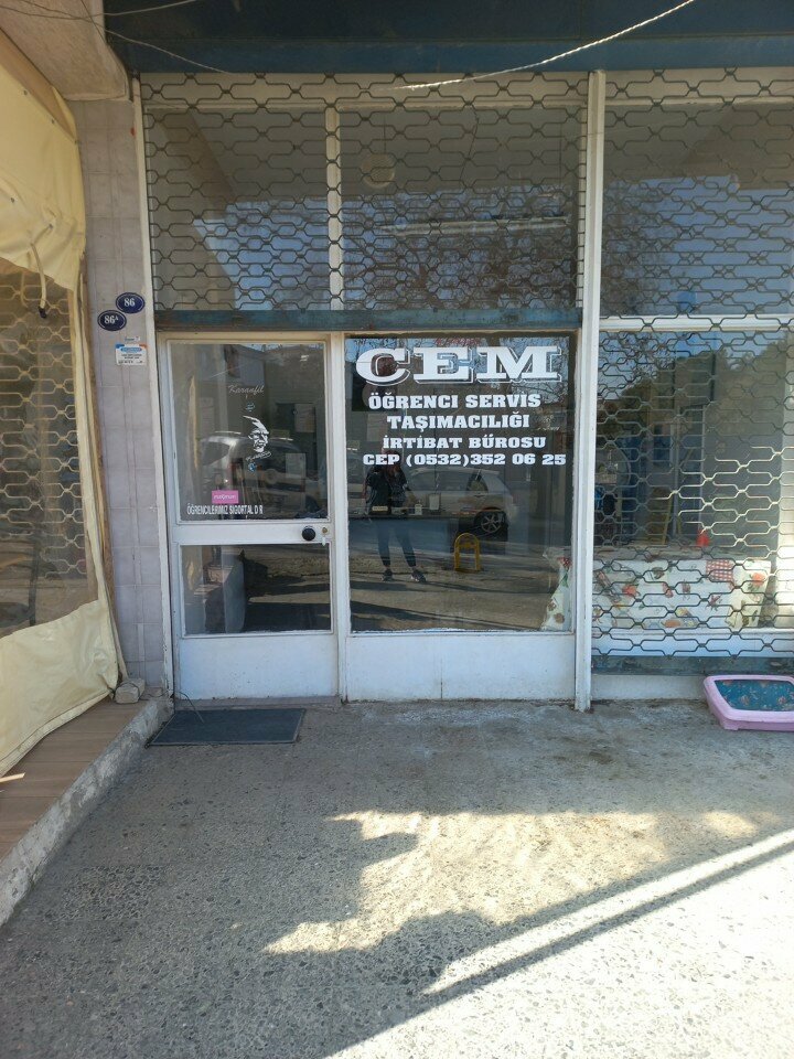 Şehiriçi yolcu taşımacılığı Cem Öğrenci Servis, İzmir, foto
