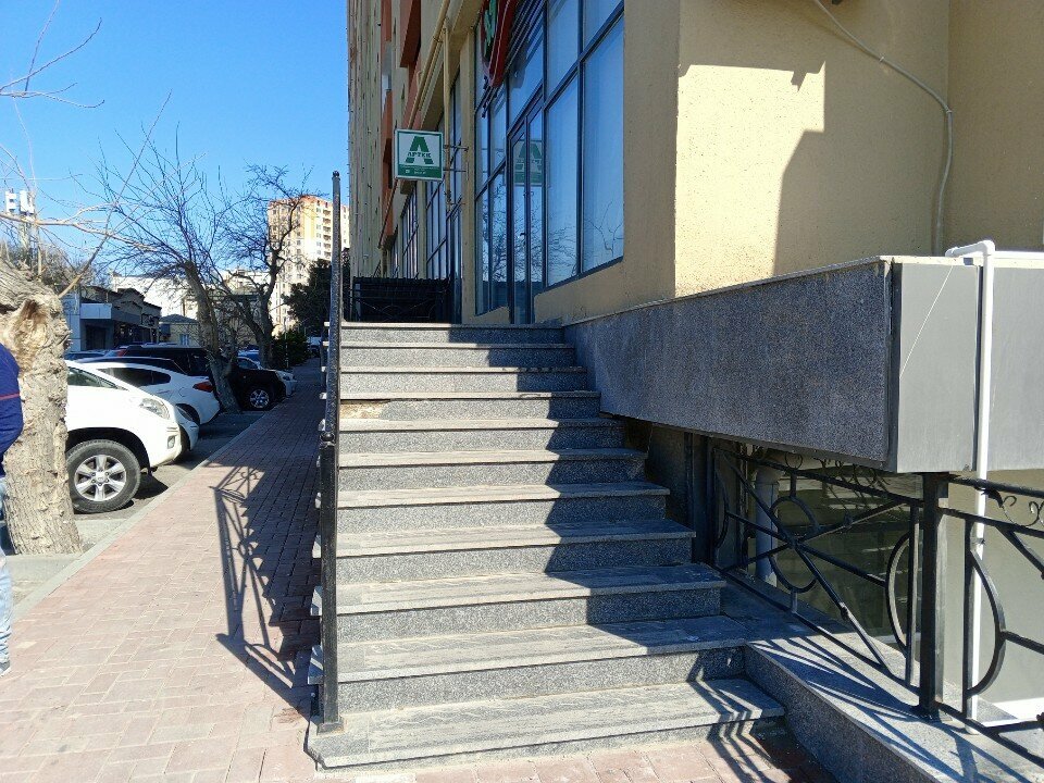 Eczaneler Aptek, Bakü, foto