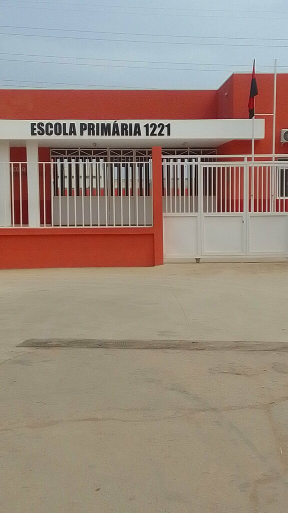 i̇lkokul Escola Primaria 1221, Loanda, foto