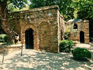 Meryem Ana Evi (İzmir, Meryem Ana Yolu, 5), müzeler ve sanat galerileri  Selçuk'tan