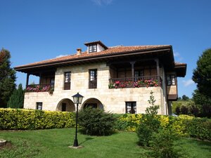 Hotel Siglo XVIII (Cantabria, Calle Revolgo), otel
