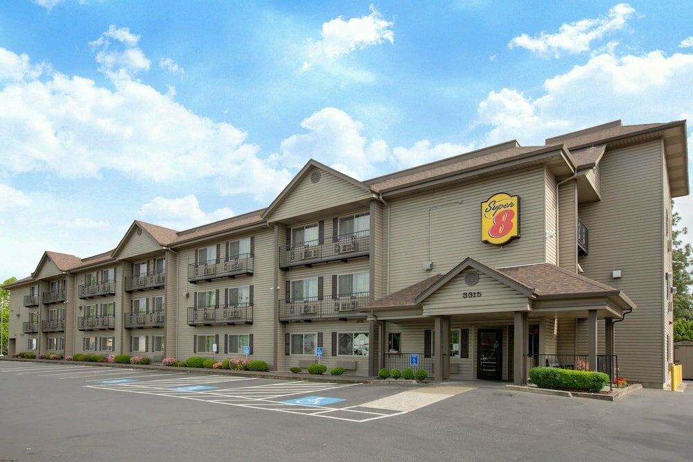 Otel Gateway Inn & Suites, Eugene, foto