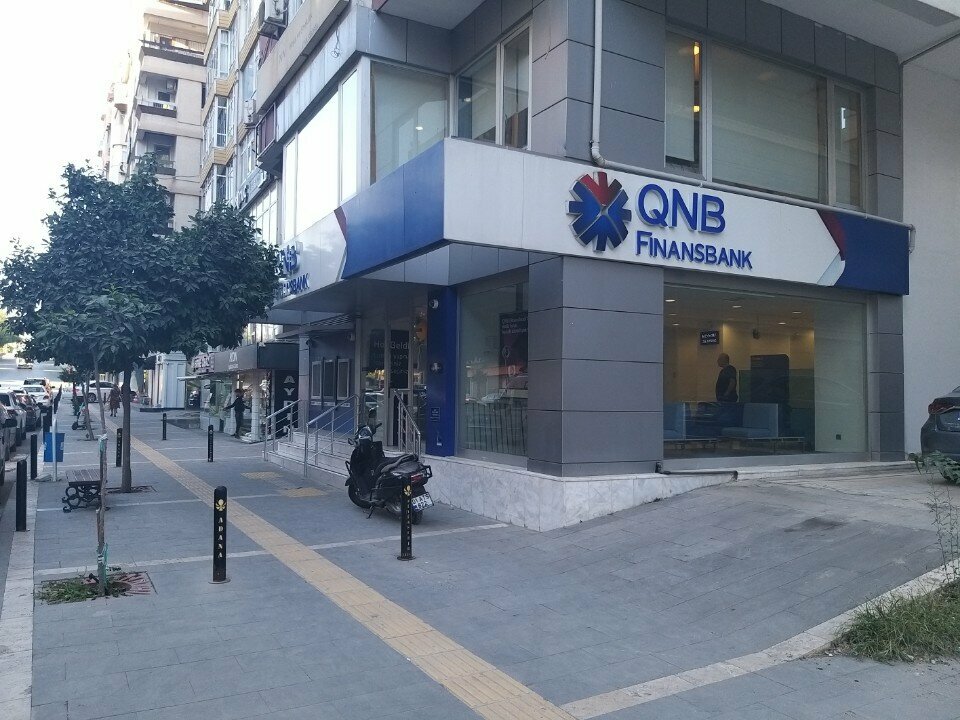 Banka Qnb Finansbank Gazipaşa Şubesi, Adana, foto