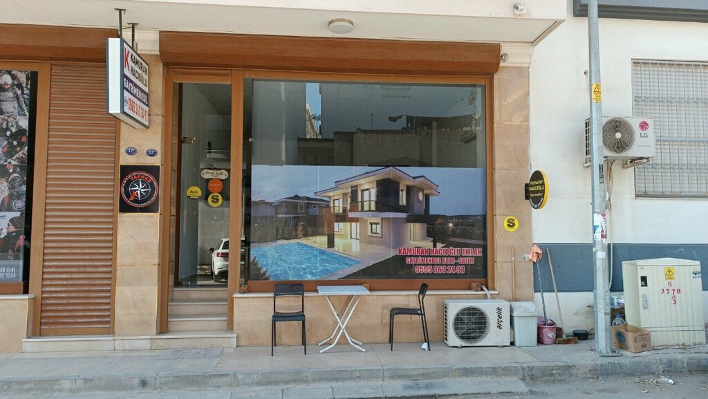 Emlak ofisi Kamuran Hacıoğlu, İzmir, foto