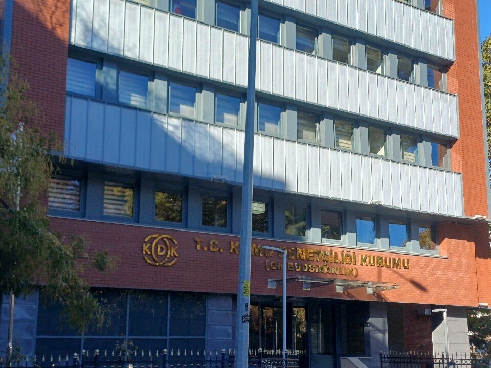 Devlet kurumları ve bakanlıklar Türkiye Büyük Millet Mecli̇si̇ Kamu Denetçi̇li̇ği̇ Kurumu, Ankara, foto