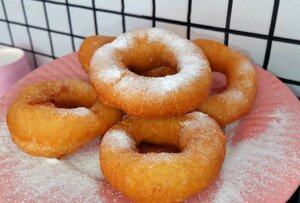 Draponchiki (Proletarskaya ulitsa No:1, posyolok gorodskogo tipa Proletariy), fast food  Novgorodskaya oblastından