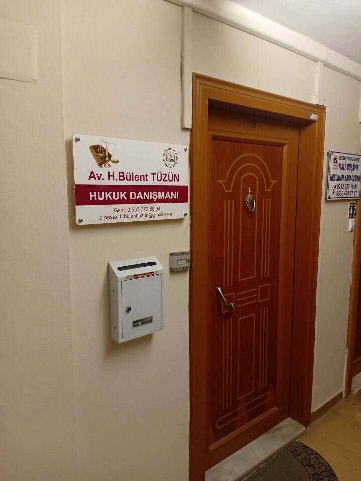 Avukatlar Avukat H. Bülent Tüzün, İstanbul, foto