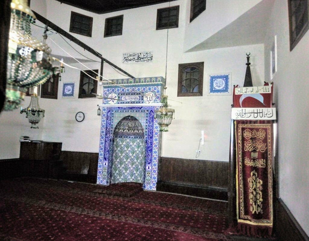 Cami Turabiye Cami, Seferihisar, foto