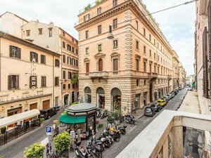 Rsh Ara Pacis Enchanting Apartment (Rome, Via della Scrofa), otel  Roma'dan