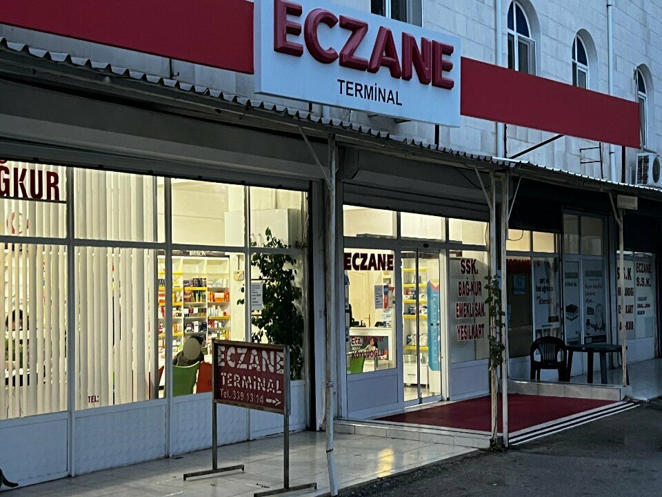 Eczaneler Terminal Eczanesi, Antalya, foto