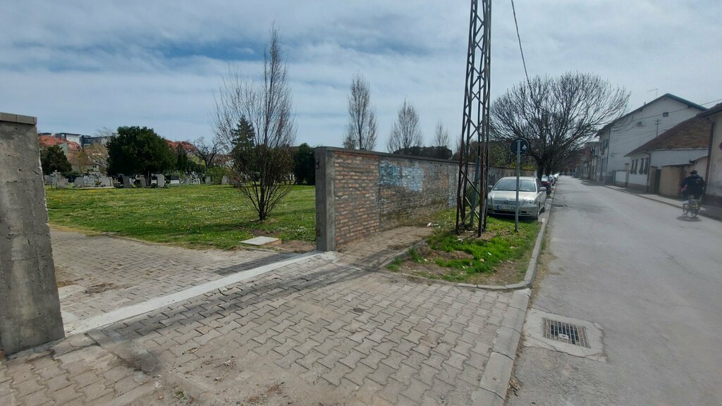 Mezarlıklar Cimetière de la Dormition, Novi Sad, foto