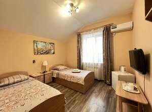 Familia (Srednyaya Shelkovodnaya ulitsa No:14, Ufa), otel  Ufa'dan