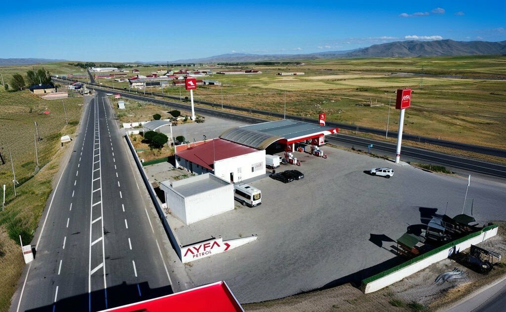 Benzin istasyonu Petrol Ofisi, Ağrı, foto