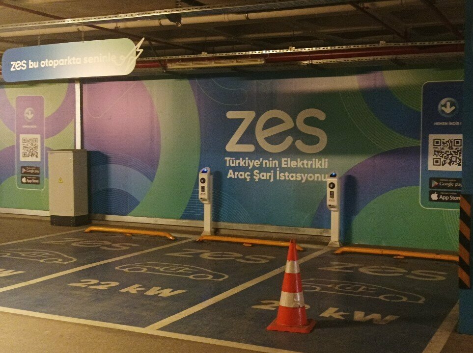 Elektrikli oto şarj istasyonları Zes Elektrikli Şarj İstasyonu, İstanbul, foto