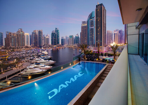 Konut blokları Damac Heights, Dubai, foto