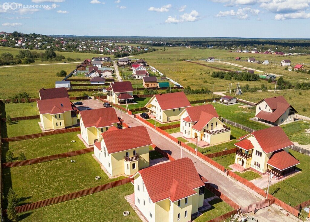 Yazlık yerleşim Kp Generalskaya dacha, Saint‑Petersburg ve Leningradskaya oblastı, foto