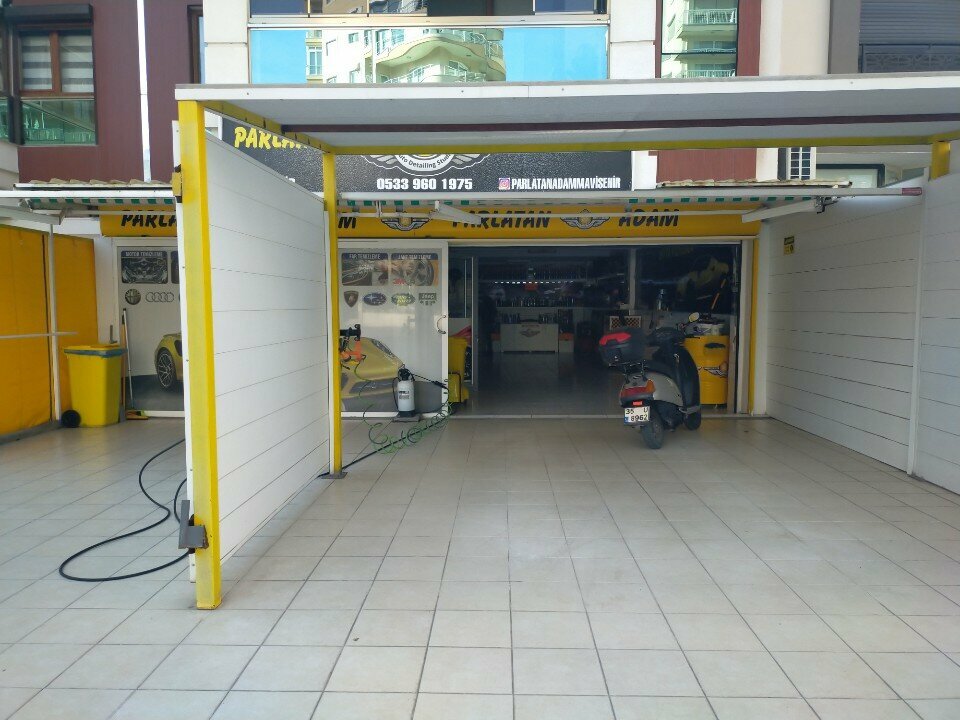 Oto yıkama Parlatan Adam Mavişehir Car Care, İzmir, foto