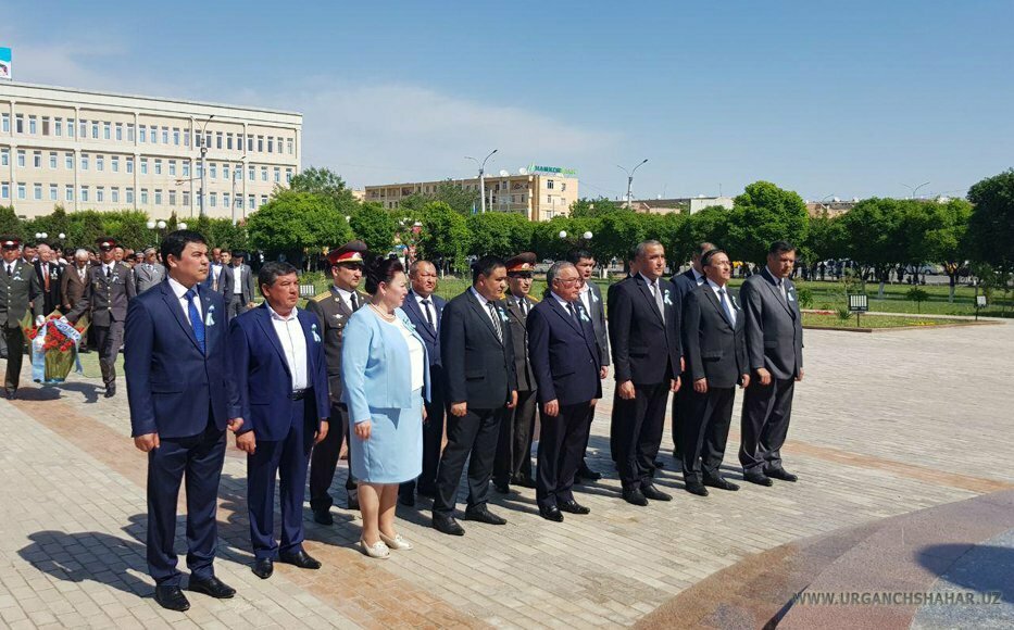 Belediyeler, devlet daireleri Ürgenç Belediyesi, Ürgenç, foto