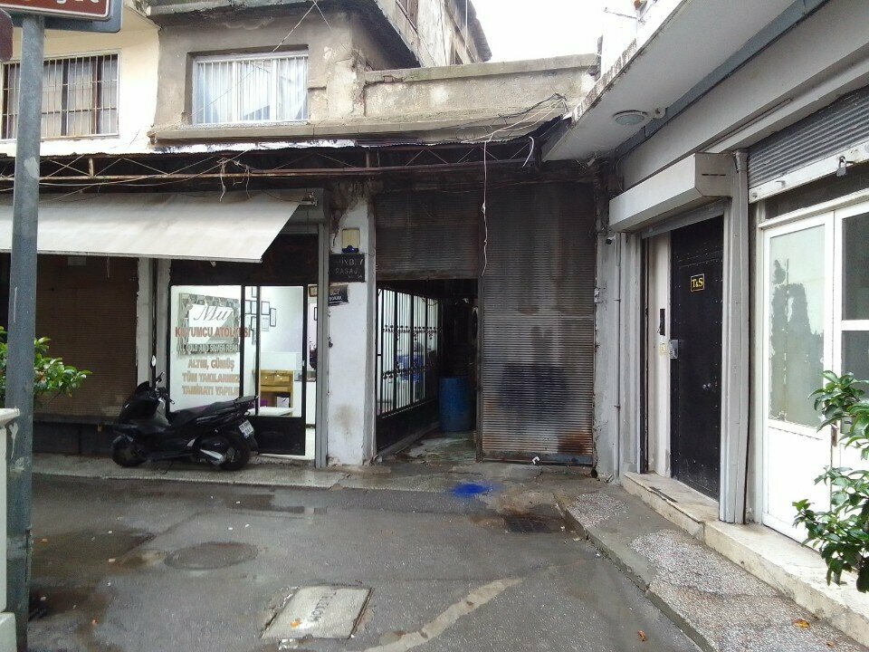 i̇ş merkezi Eminbey Pasajı, İzmir, foto