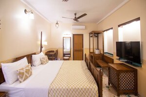 Jai Niwas (State of Rajasthan, Jaipur, Motidungri Marg), otel  Jaipur'dan